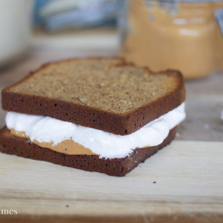 Fluffernutter Sandwich + Homemade Marshmallow Fluff