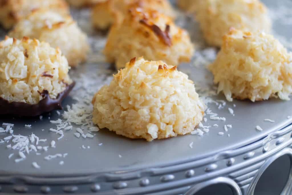 The Sticky History of Macaroons vs Macarons | Edible Times