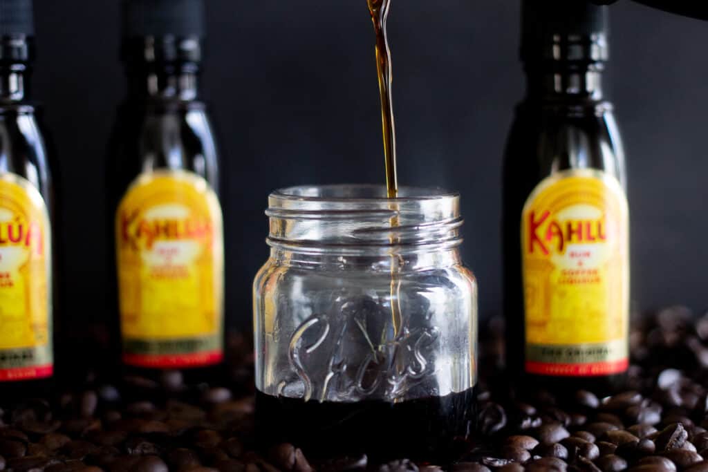 The Most Classic Kahlúa Cocktails & Truth About Mudslides | Edible Times