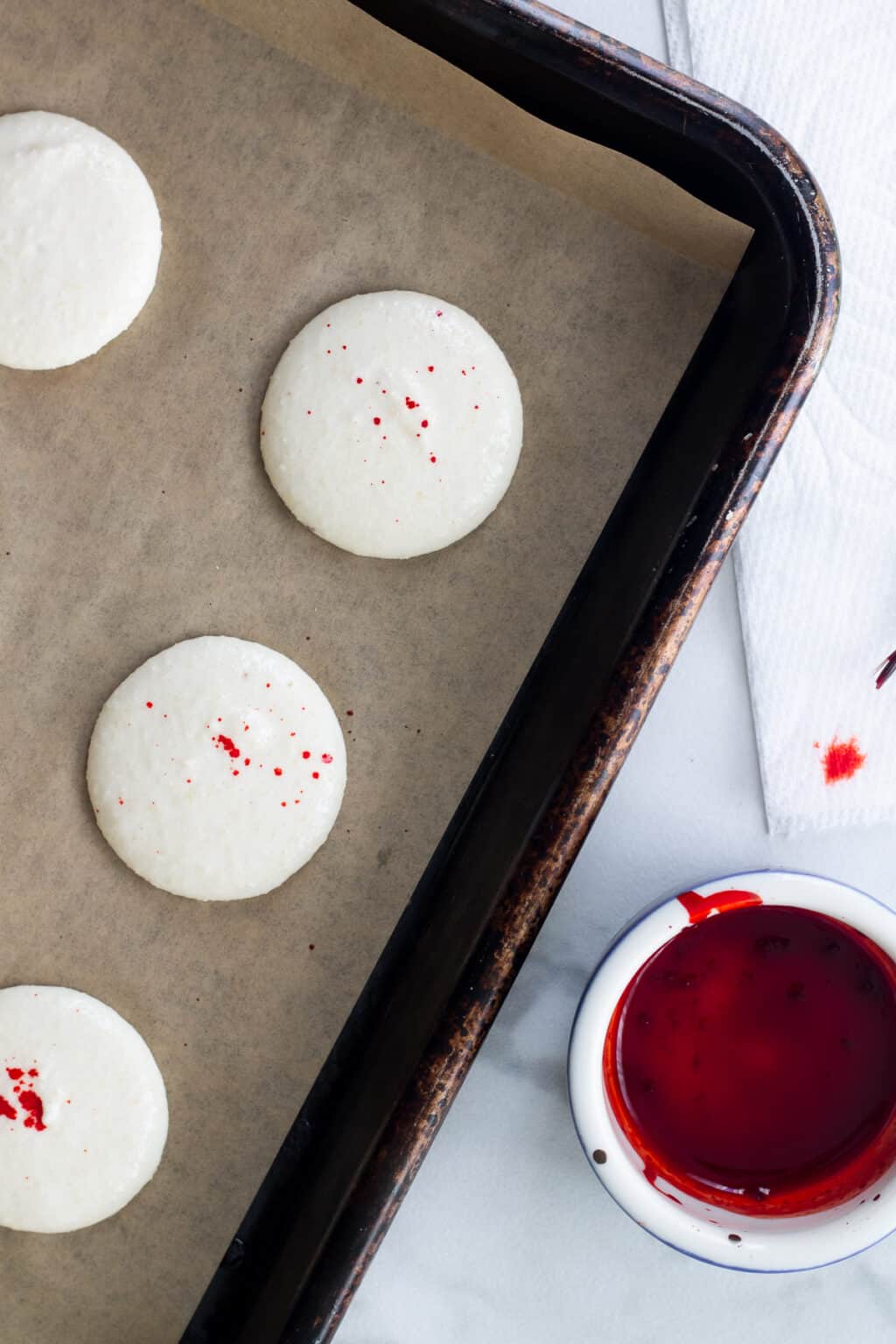Spooky, Cute Halloween Macarons [Ghosts & More] | Edible Times