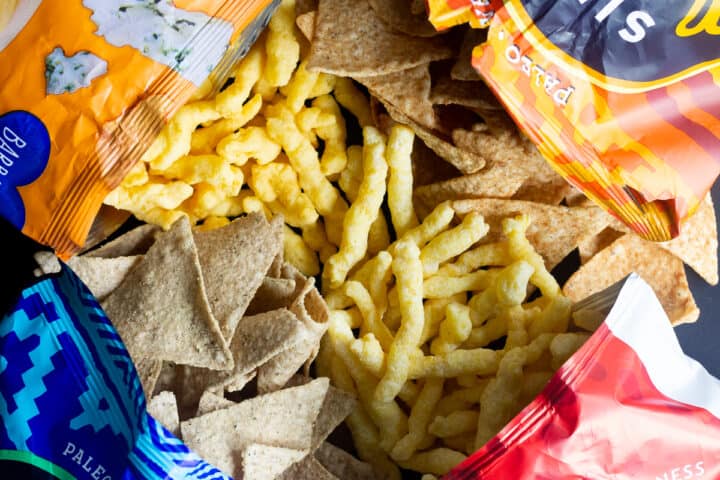 The Best Snacks with Champagne [+7 More Ideas] | Edible Times